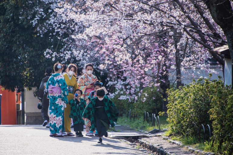Why Do They Wear Face Masks in Japan in 2025?